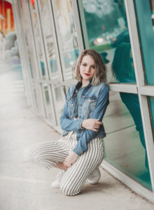 Indianapolis Senior Photographer | The Ugly Location Challenge | Sara